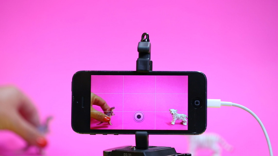 How to Make a Stop Motion Video by Thayer Allyson Gowdy - Creativebug