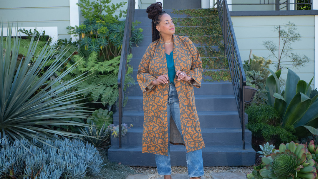 Sew the Cambria Duster by Chelsea from Friday Pattern Company - Creativebug